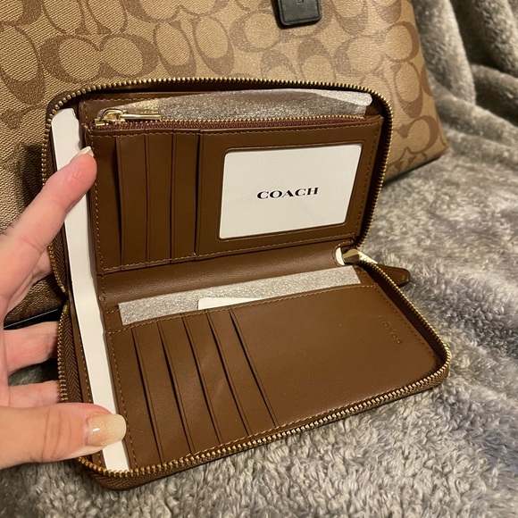 Coach | Bags | Coach Bag Matching Wallet | Poshmark